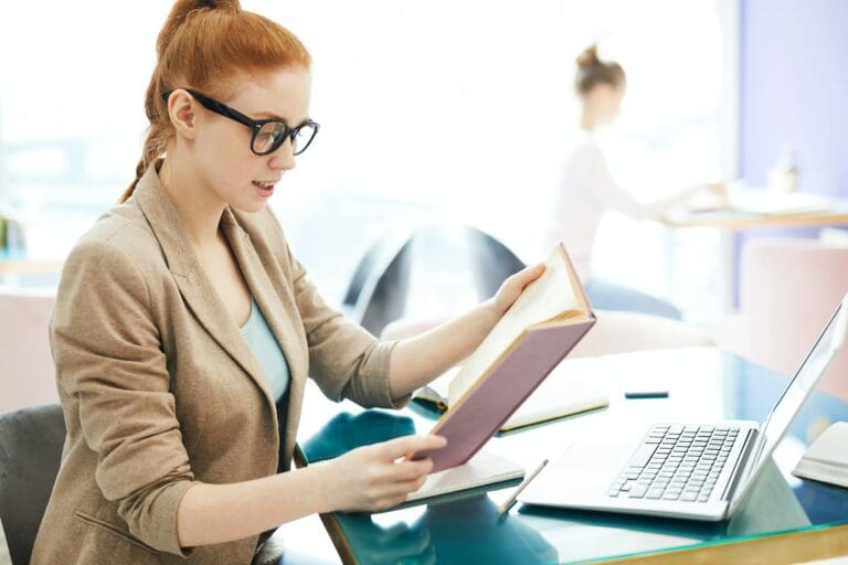 HR Operations Manual: What It Is, How to Write One + Free Extract